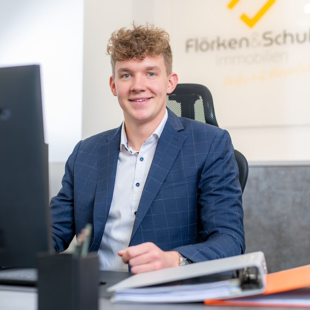 Tim Fischer - Dualer Student - RSI Rhein-Sieg Immobilien GmbH | XING