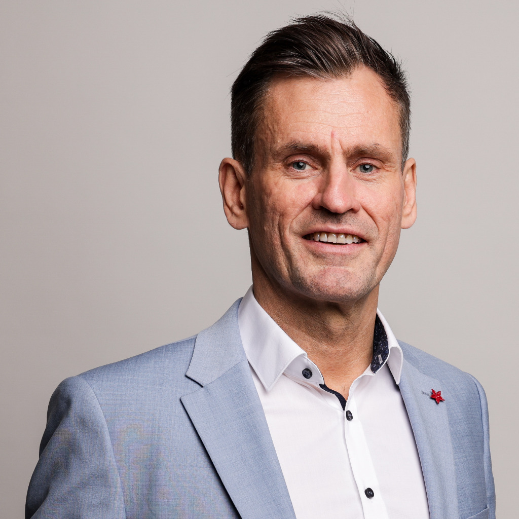 Dr. Dirk Rohweder - COO and Co-Founder - Teavaro | XING