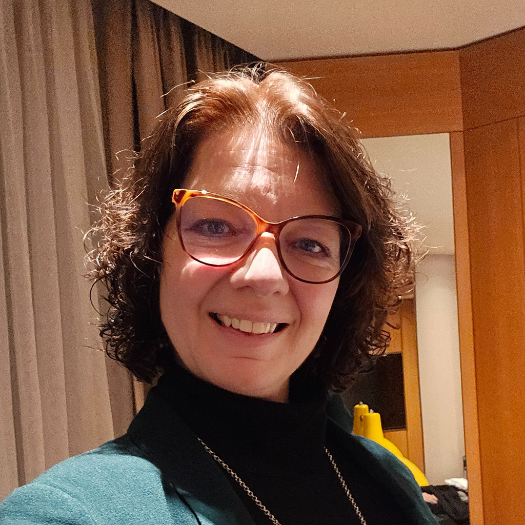 Nicole Eickhoff - Restaurantleiterin - GHOTEL hotel & living | XING