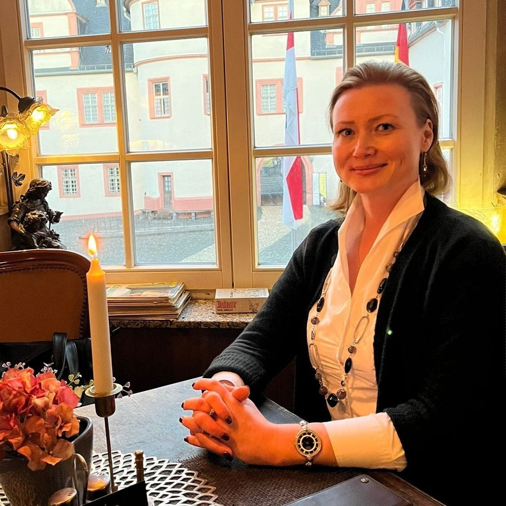 Elena Mertens - DaZ / DaF Dozentin - Freiberufliche Dozentin | XING