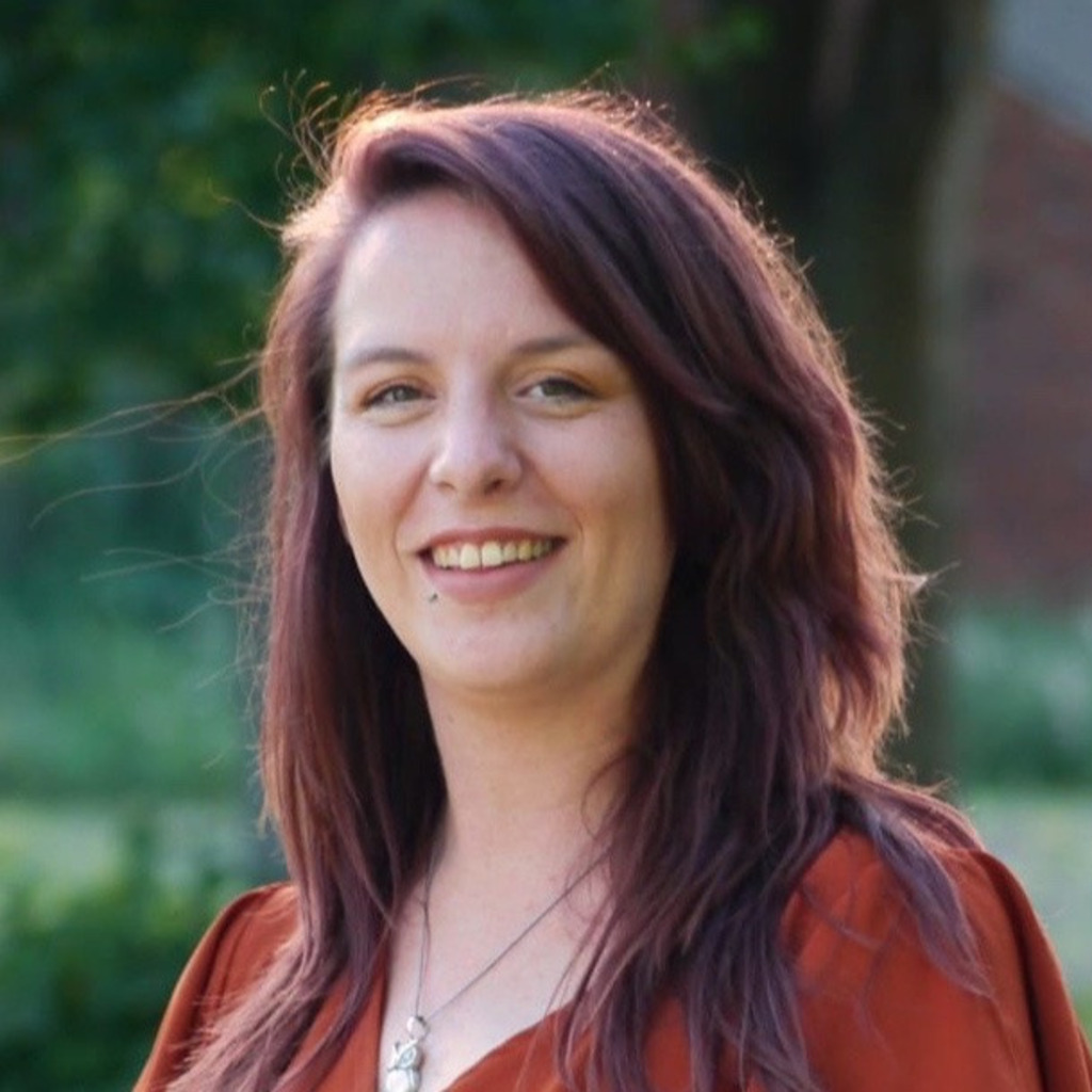 Julia Beesten - Service-Angestellter Gastronomie - Landhotel Altmann | XING