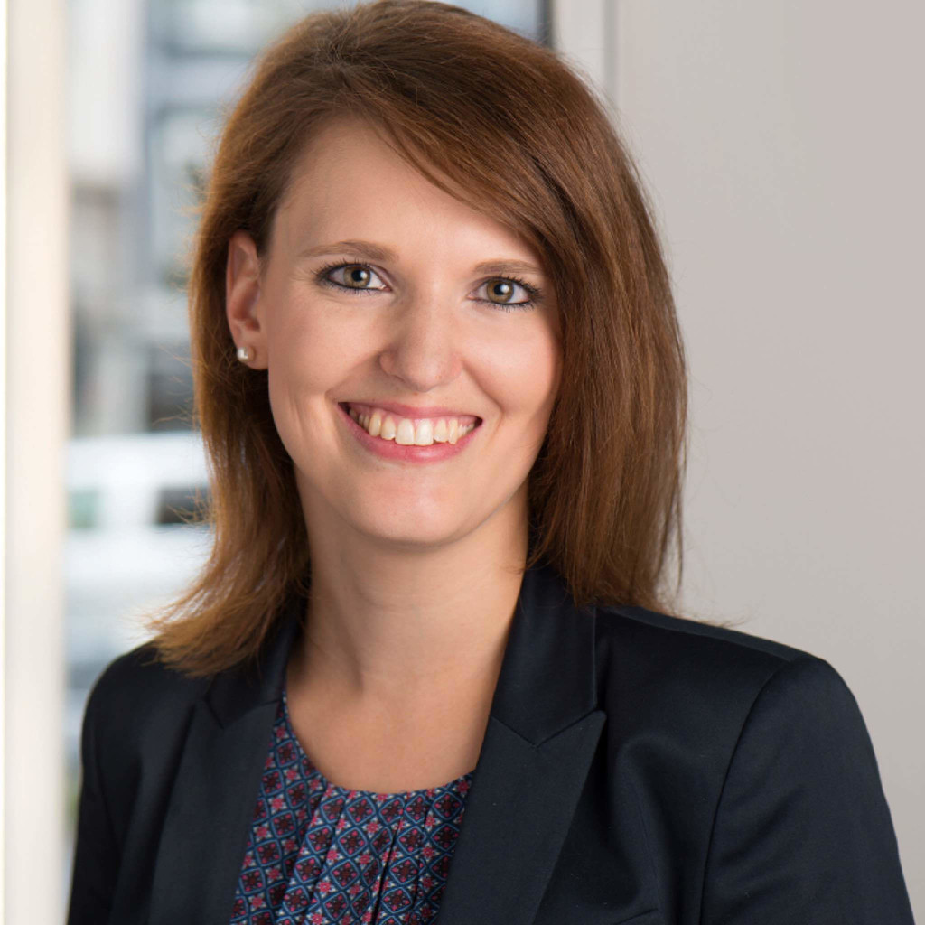 Janine Huth - Kreditsachbearbeiterin Baufinanzierung und Gewerbekunden ...