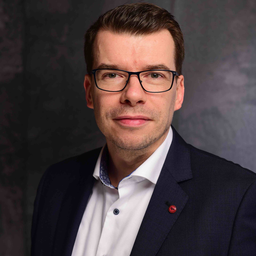 Robert Häfner - Leiter der Niederlassungen Region Nord - PDV GmbH | XING
