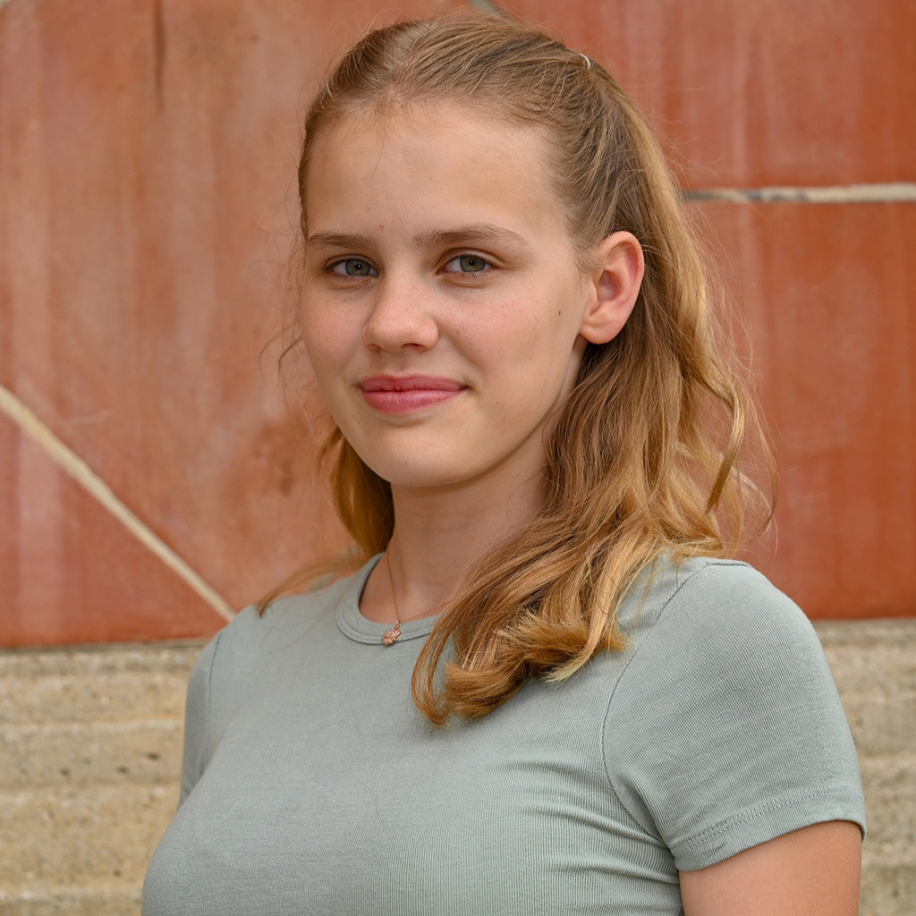 Franziska Czoppelt - Kleindarstellerin - Residenztheater München | XING