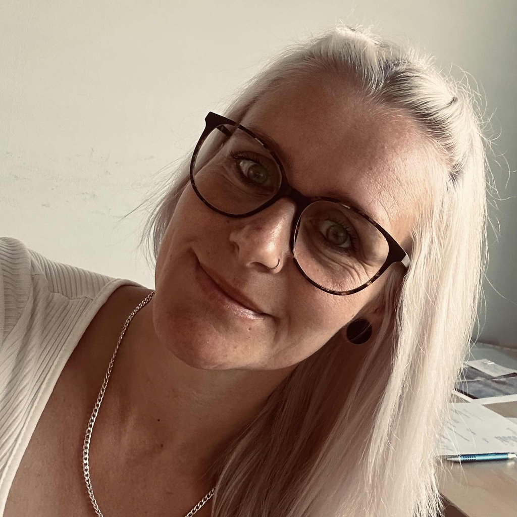 Steffi Schmidt - Bereichsleiterin - Mitteldeutsche Verkehrsflächen- und Verkehrsmittelreinigungs ...