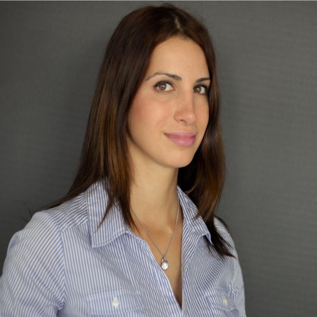 Julia Strauß - Kauffrau im Gesundheitswesen - KKH Kaufmännische ...