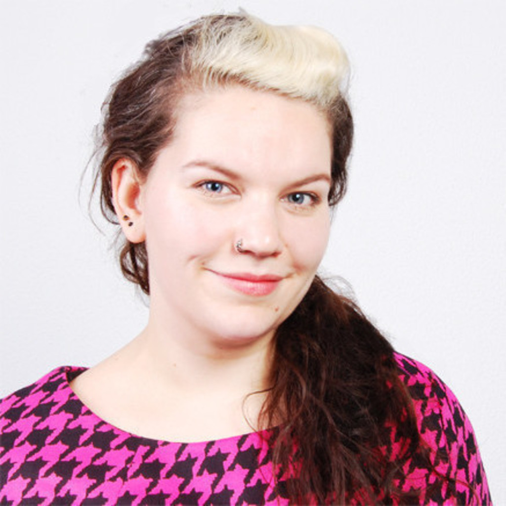 Diana Lenz's Instagram, Twitter & Facebook on IDCrawl