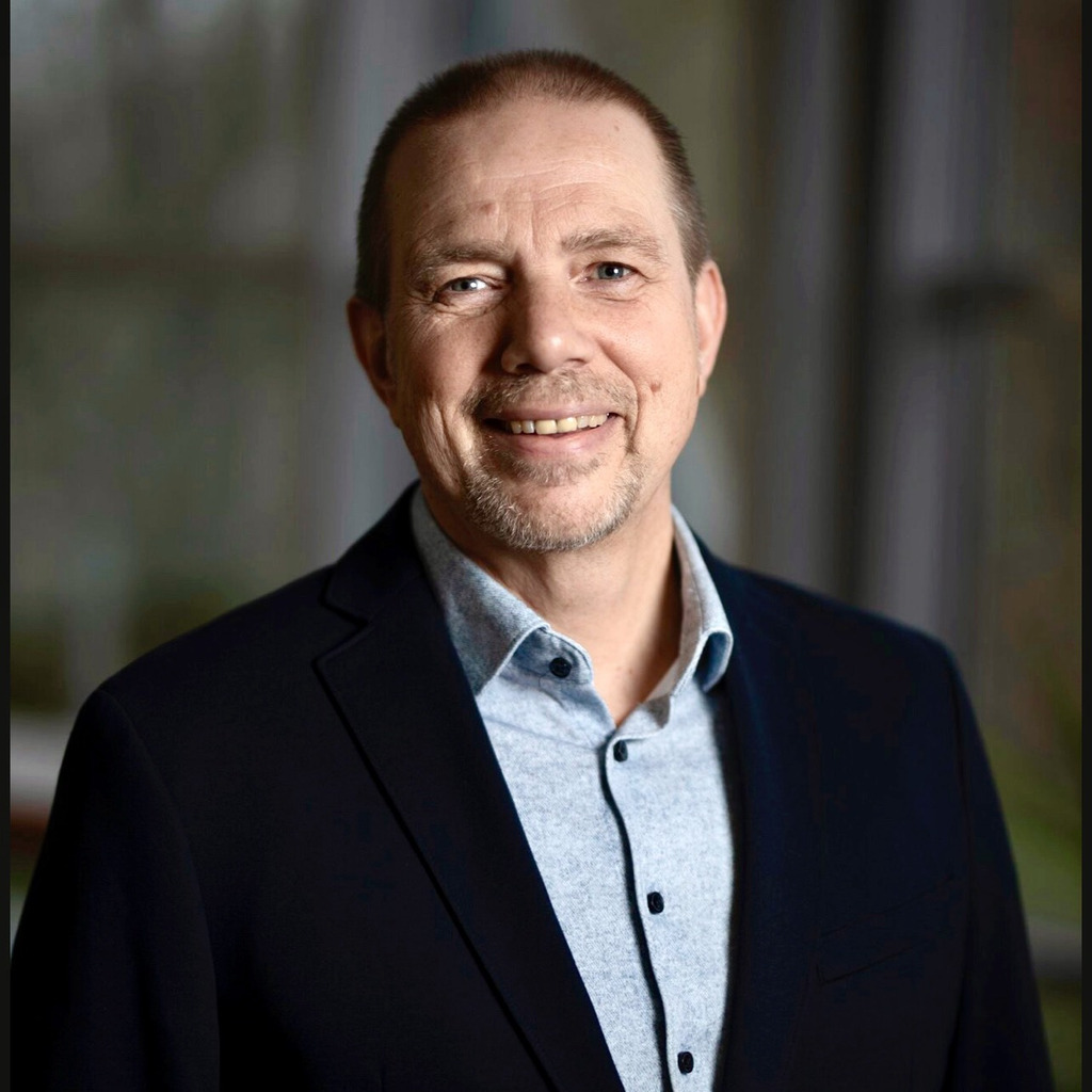 Daniel Stiller - Senior Consultant | Headhunter für Führungskräfte ...