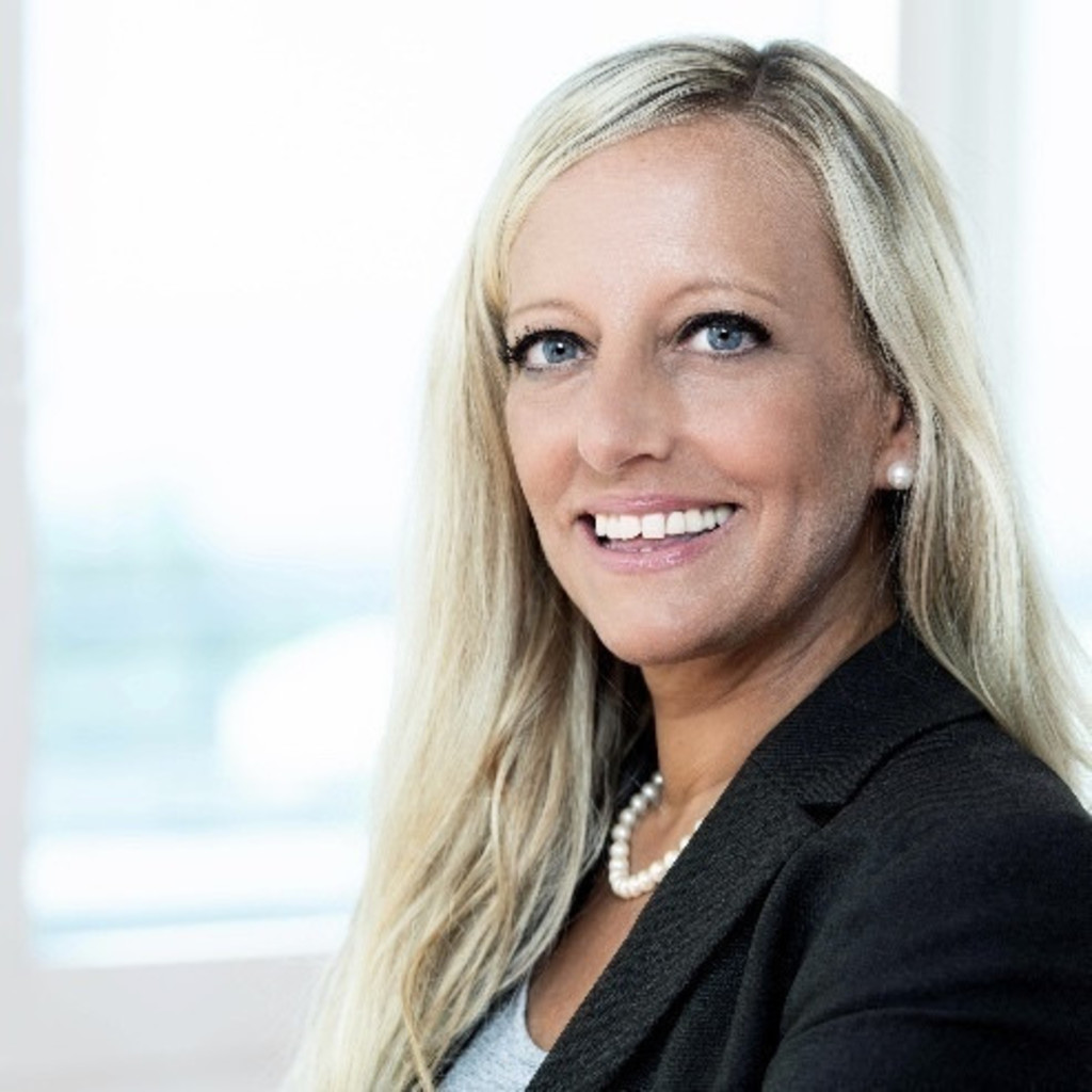 Alexandra Palm's Instagram, Twitter & Facebook on IDCrawl