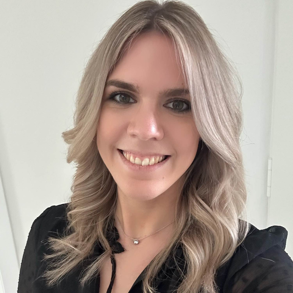 Sarah Eicher - Teamassistentin im Bereich Einkauf - Muhr und Bender KG ...