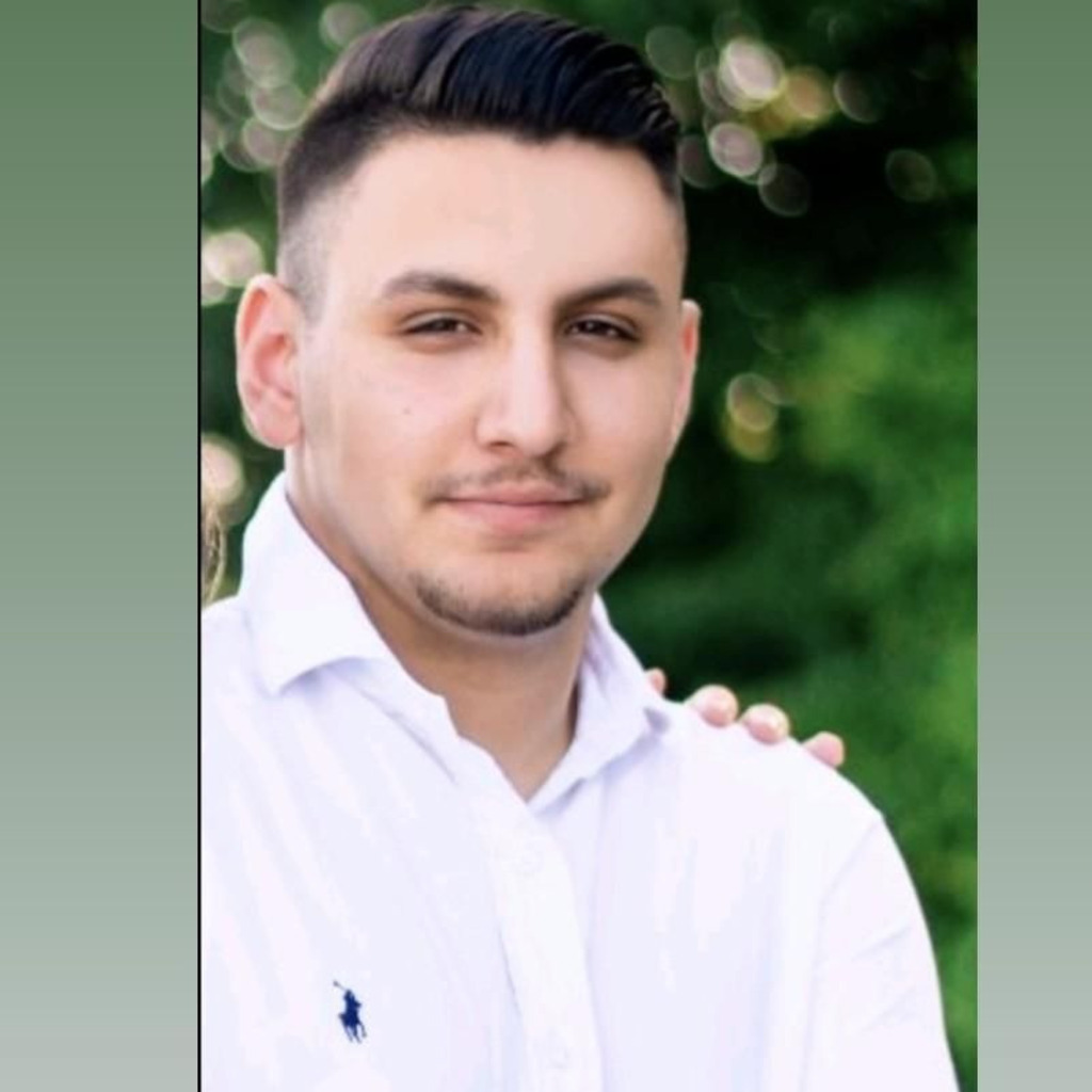 Roberto Kováč - Fahrer - Motel One Group | XING