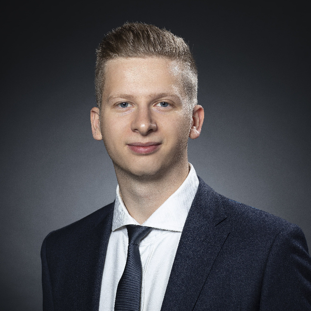 Vincent Teichmann - Vice President, Communications Manager DACH ...