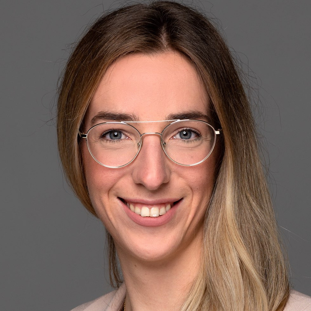 Hannah Erdmann - Selbständigerwerbende - Nordheide Hunde Hannah Erdmann ...