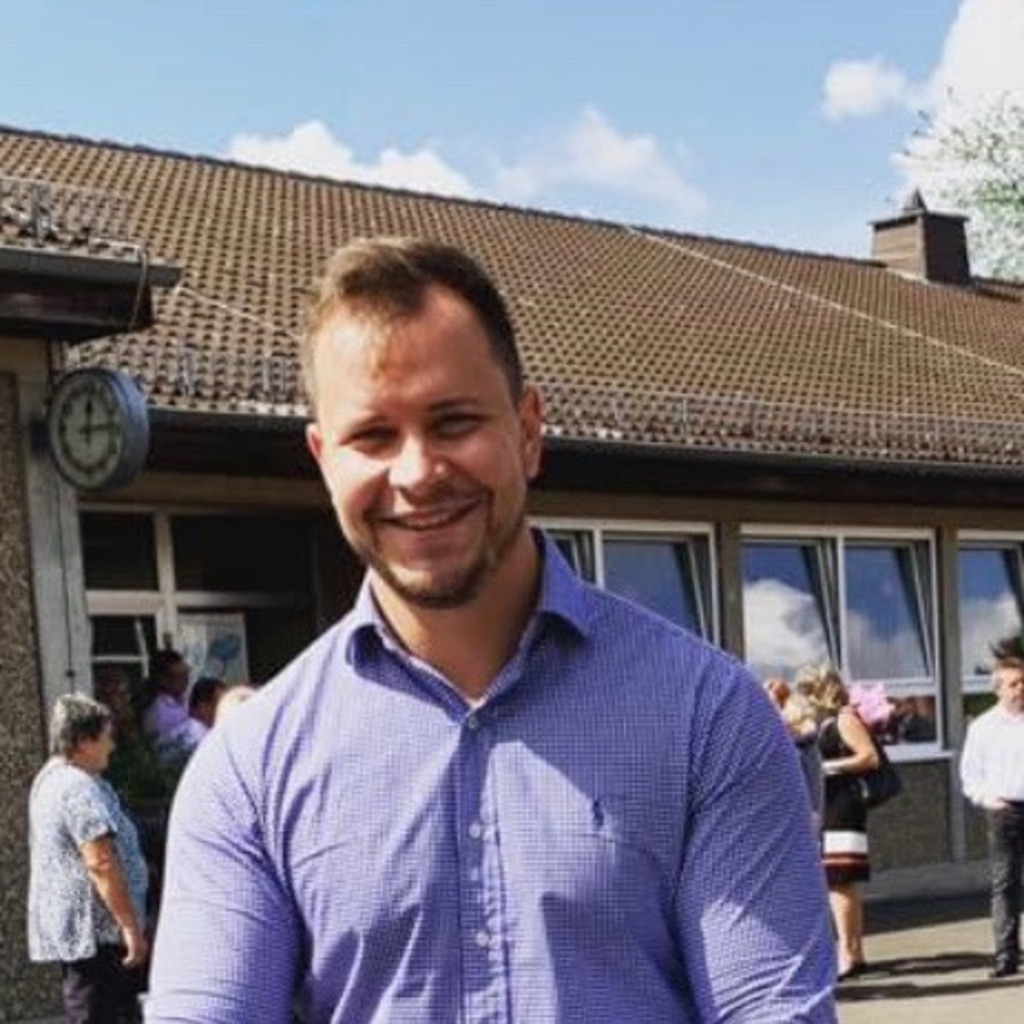 Lukas Fink - Logistics Specialist - Weidmann Maschinen GmbH | XING