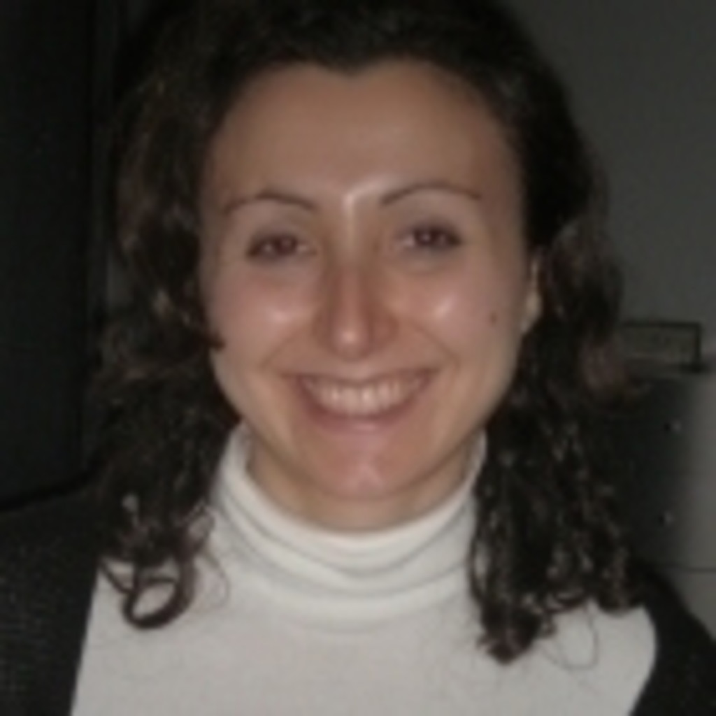 Maria Massa - Analyste Crédits - CIC | XING