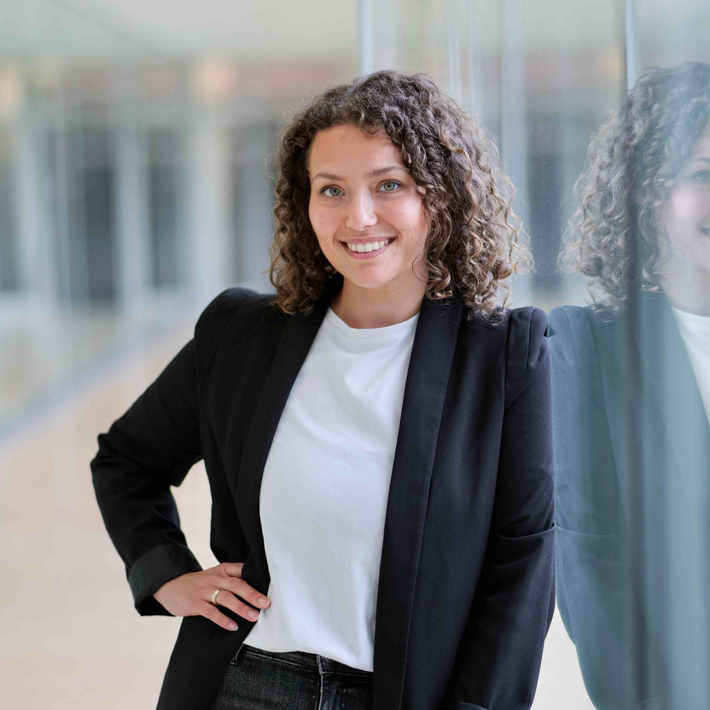 Danielle Wiesner - Referentin Kommunikation - Telekom Deutschland GmbH ...