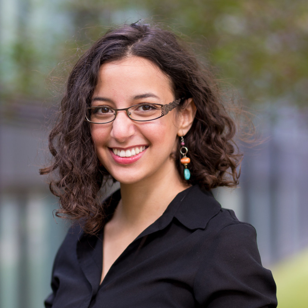 Annie Littrell - Director in Career Services - Illinois Institute of ...