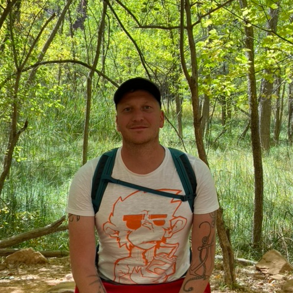 Alexander Spierling - Lead Data, Access & Offline Services - Zalando SE ...