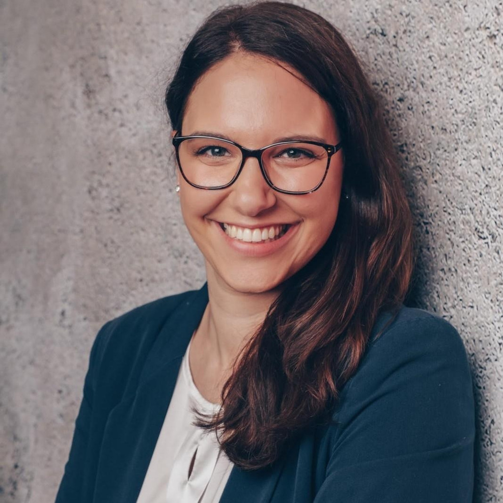 Stephanie Simon: Ausbildung und Berufserfahrung | XING