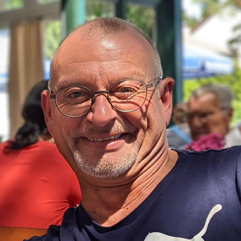 Peter Böhler - Bierfahrer - Dachsbräu | XING