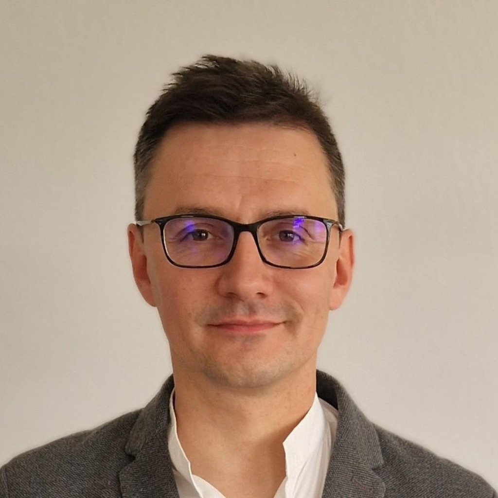 Robert Jozsa - Product Manager Alternative Technologies - Parker ...