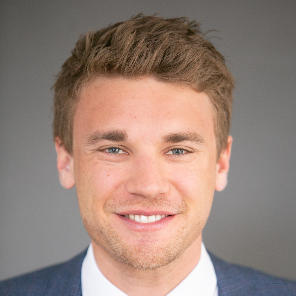 Martin Lux - Senior Corporate Relationship Manager - UniCredit Bank ...