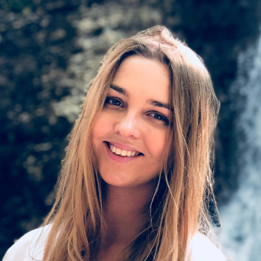 Bogdana Gerasimets - Senior Product Manager - SEMrush | XING