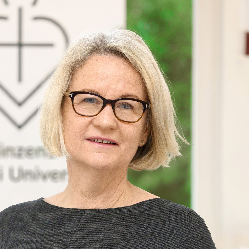 Prof. Dr. Julia Sander - Promotion (Doktor) - Universität St. Gallen | XING