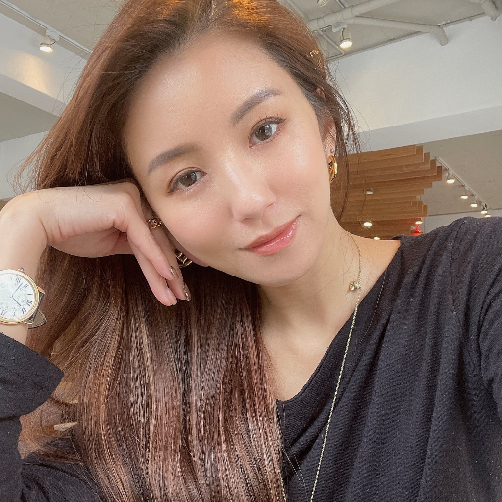 Ashley Zhou's Instagram, Twitter & Facebook on IDCrawl