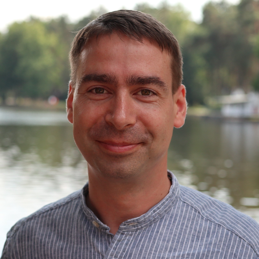 Nils Hofmann - Senior Technician Process Engineering - Renesas ...