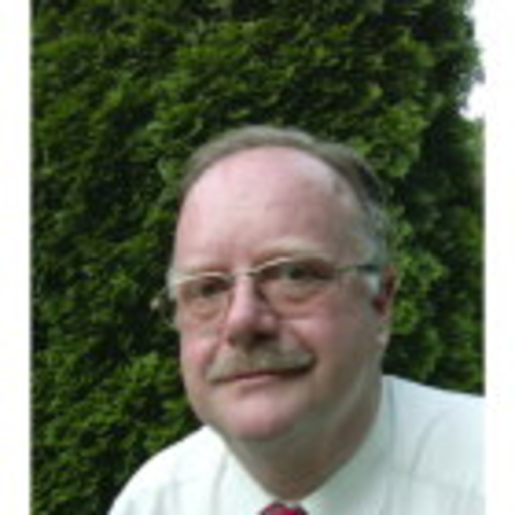 Hans-Georg von Rantzau - Inhaber - Brillant Text | XING