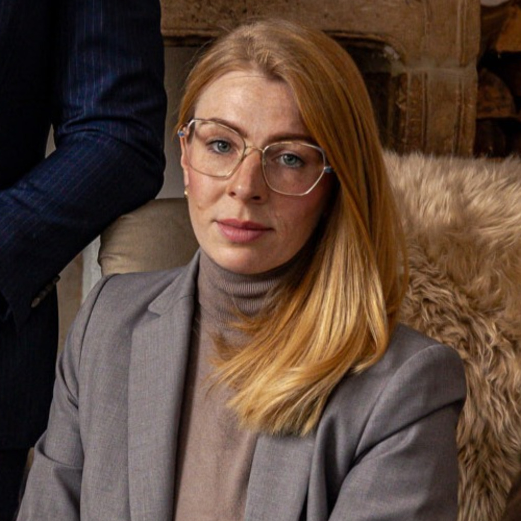 Lisa-Marie Dressel - Personalberaterin Bauwesen - Dressel | Der Kontakt ...