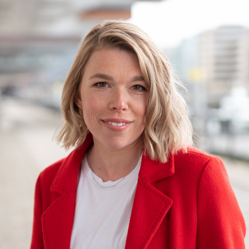 Anna Novák - Moderatorin - Westdeutscher Rundfunk | XING