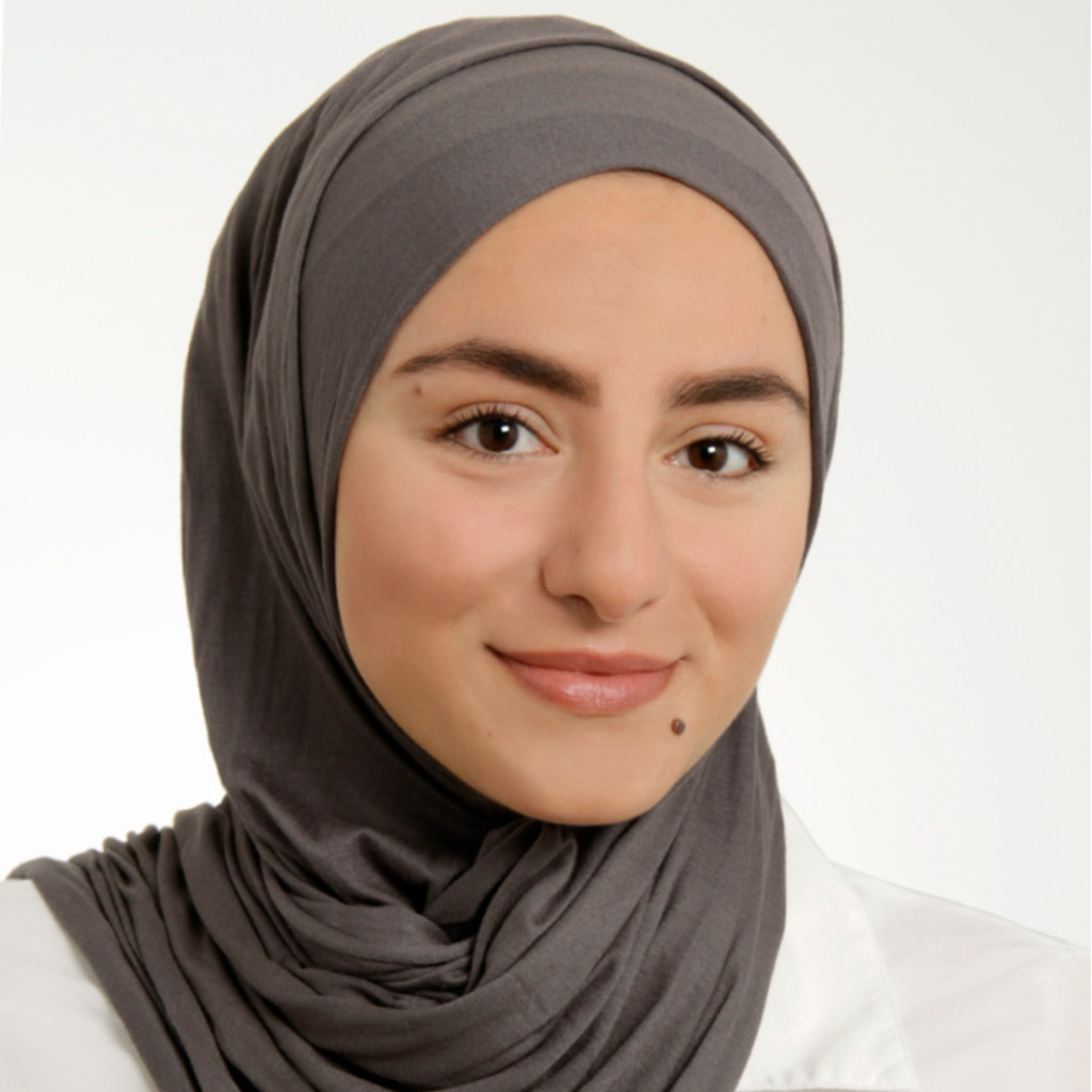 Ayse Cubukcu - Management und Kommunikation - Technische Hochschule ...