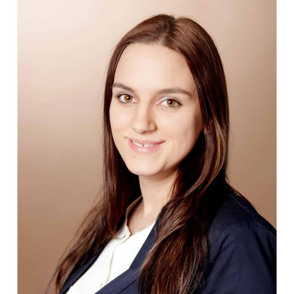 Lisa Niklas - Vertrieb - Bayer. Pilze & Waldfrüchte Uwe Niklas GmbH | XING