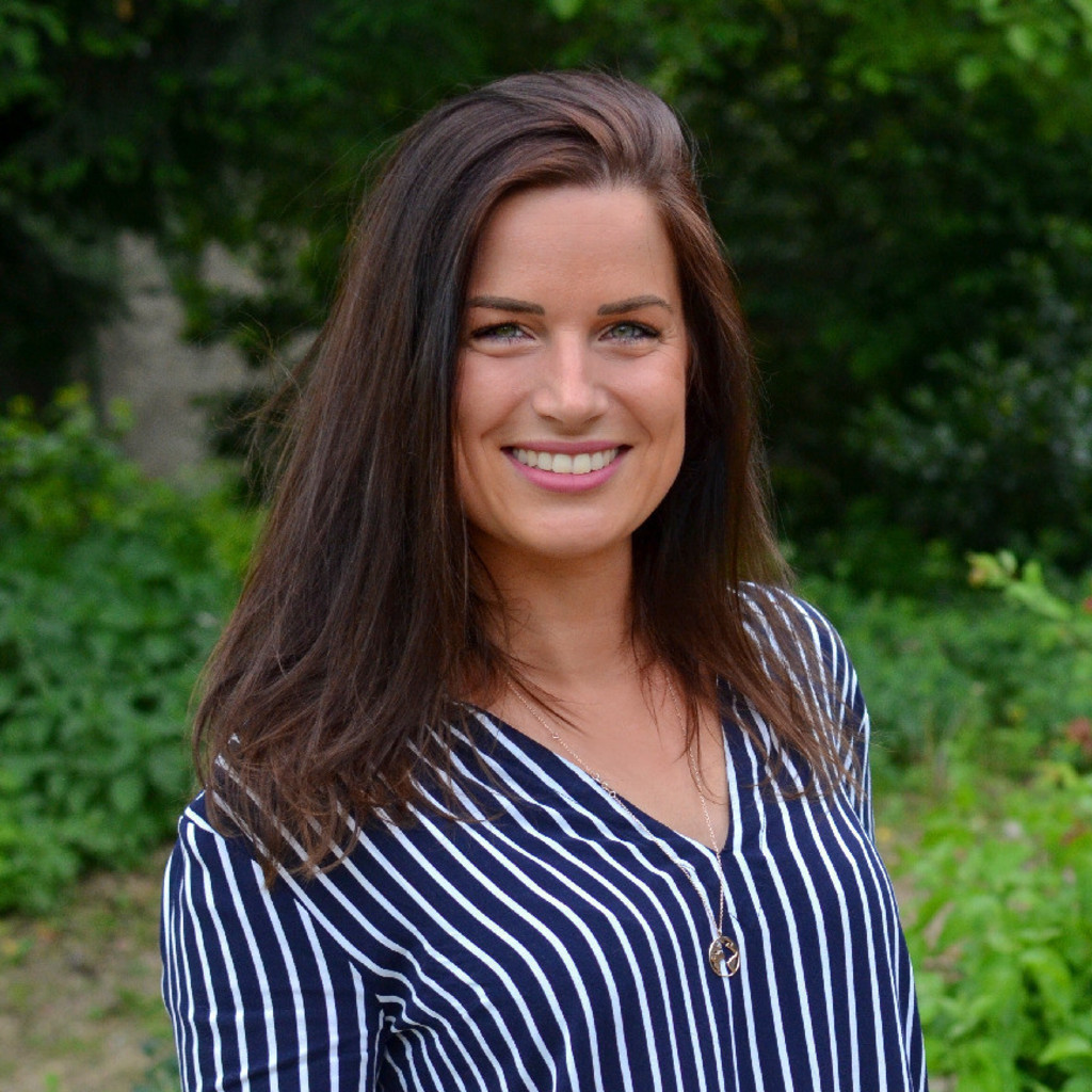 Jennifer Harth - Art Director - Cocomore AG | XING