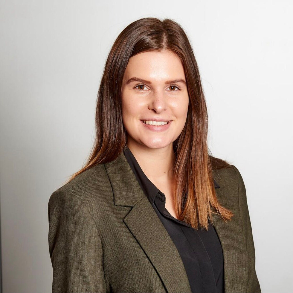 Anna Gruber - Mitarbeiter Eventmanagement - Raiffeisen Bank ...