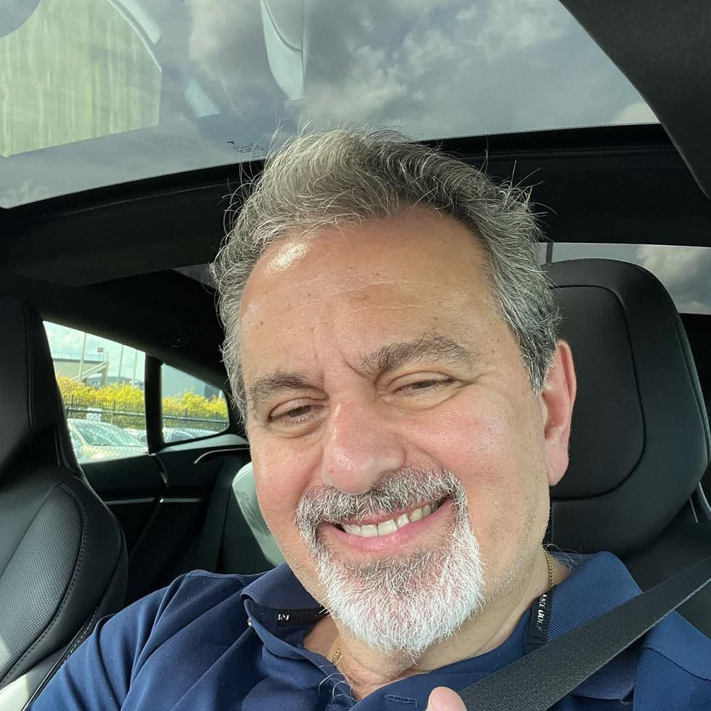 Benjamin Johnson - current - yes!devs GmbH | XING