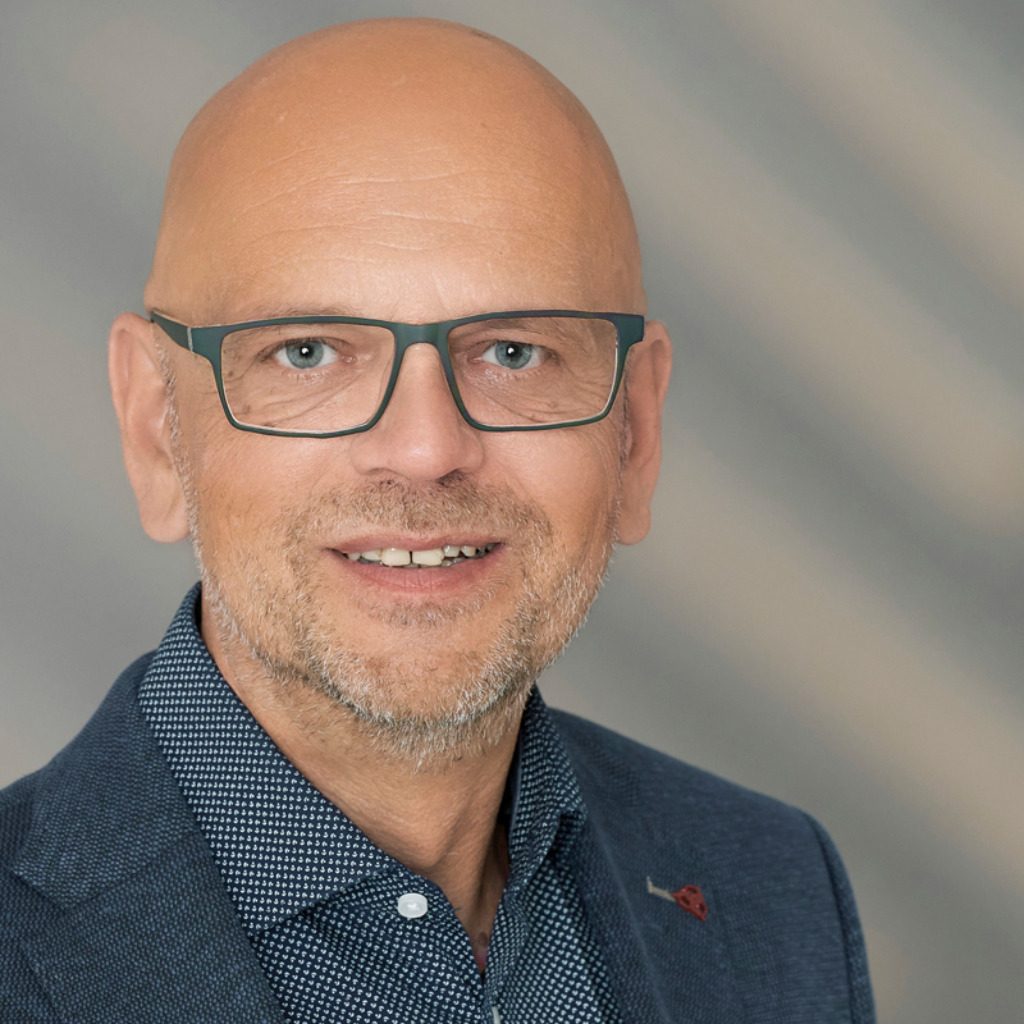 Thomas Becker - Offizier - Bundeswehr | XING