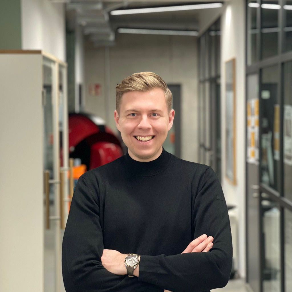 Philipp Escher - Geschäftsführung - Westcode GmbH | XING