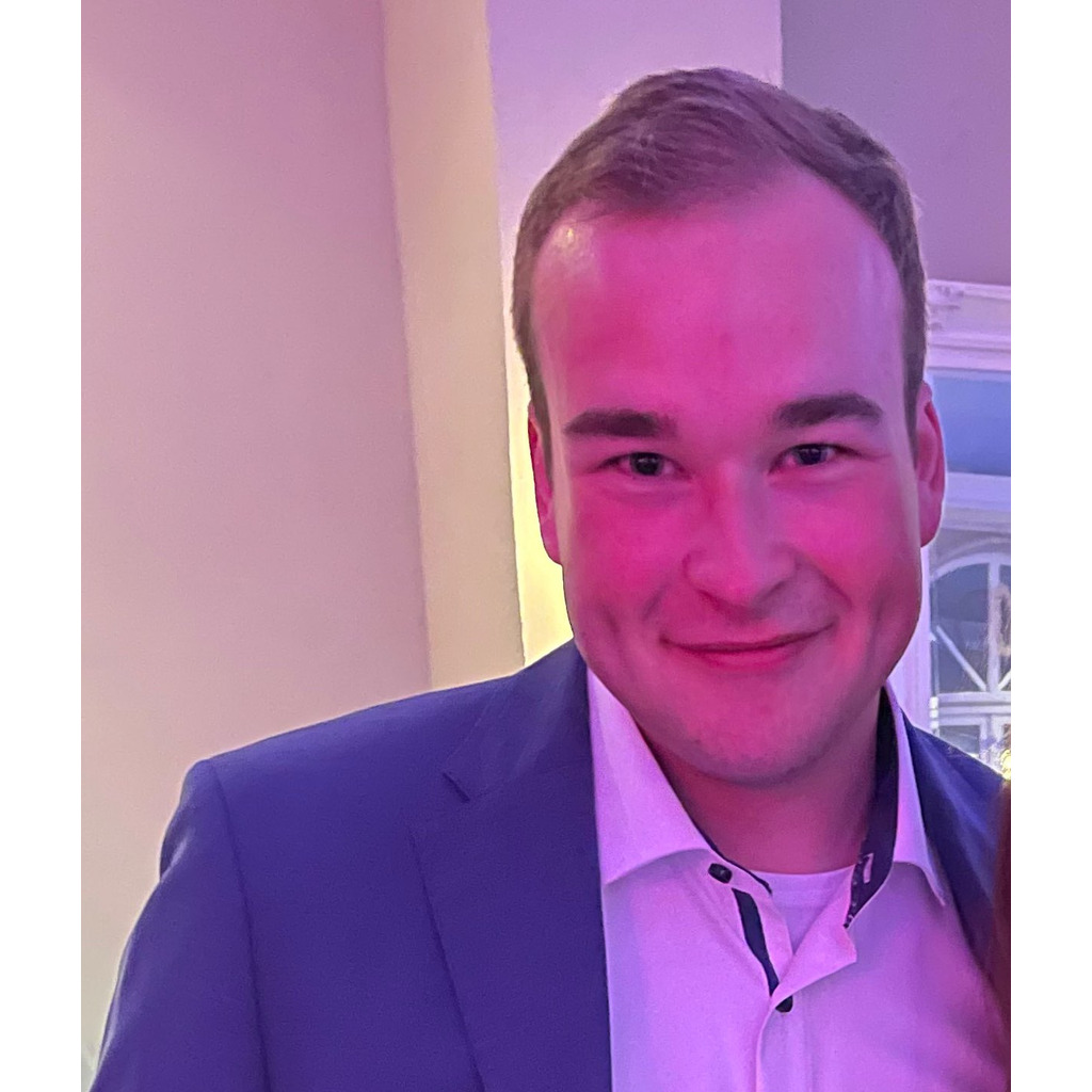 Jonas Erdmann - Verkaufsleitung - Autohaus Reckhaus Erwitte | XING