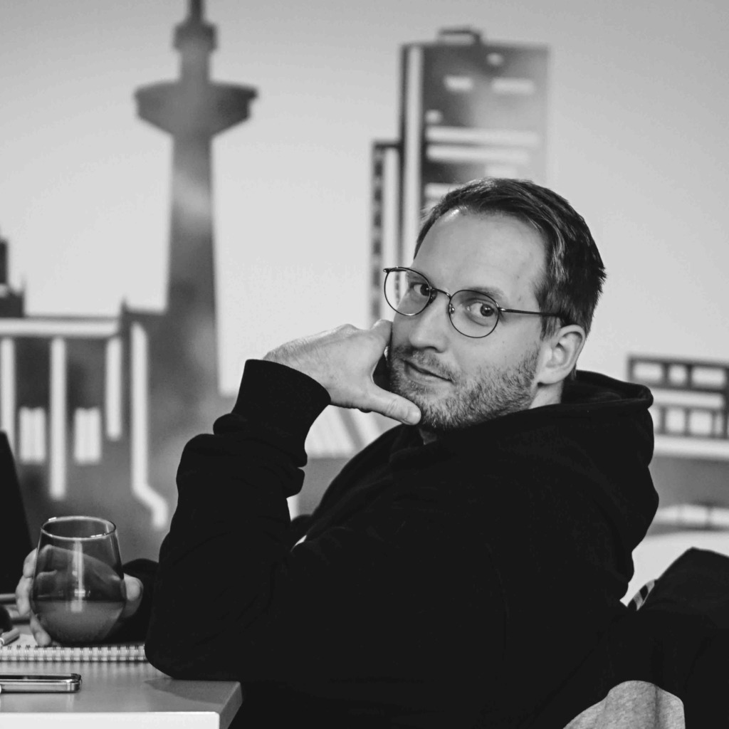 Patrick Siegel - Group Manager Paid Media Bewegtbild - PION3ERS GmbH | XING