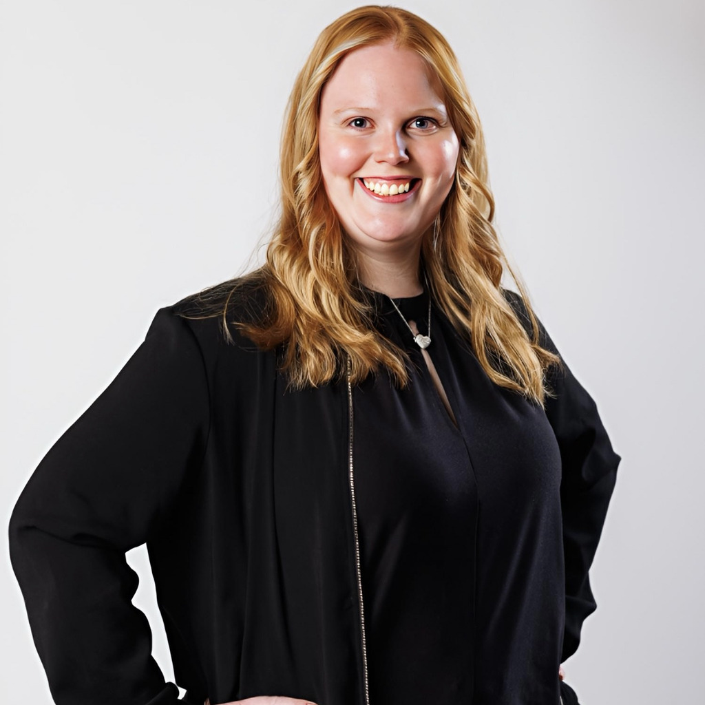 Cassandra Zebrowski - Verwaltungsangestellte - Performa Nord | XING