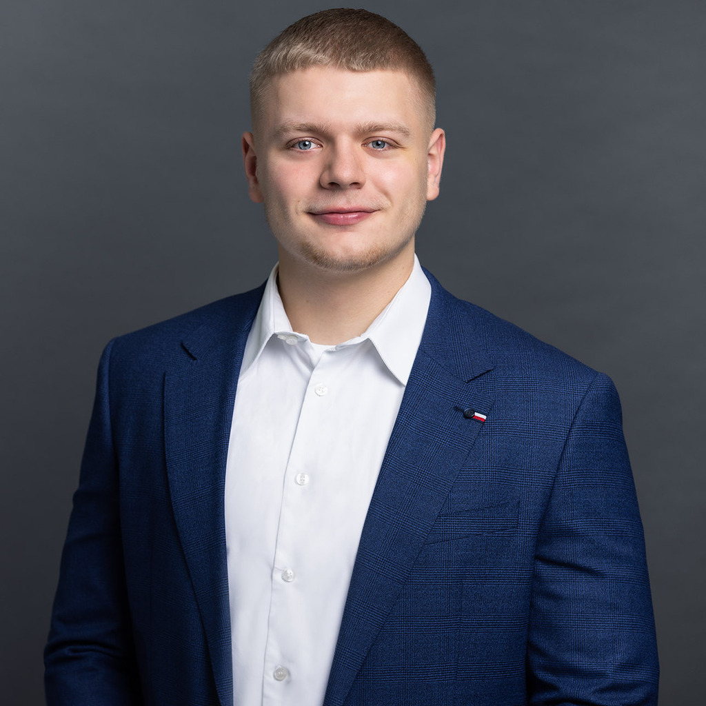 Emil Frössler - Dualer Student - fpb AG | XING