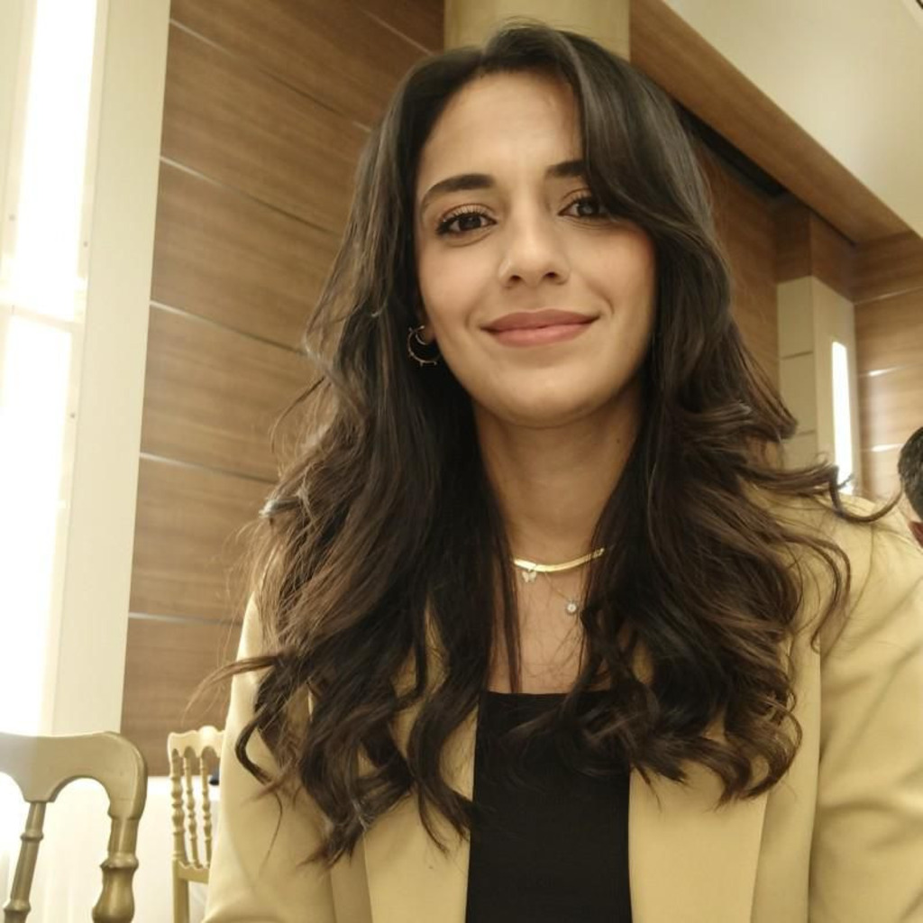 Bahar Yurttaş - Human resources expert assistant - Madame Coco | XING