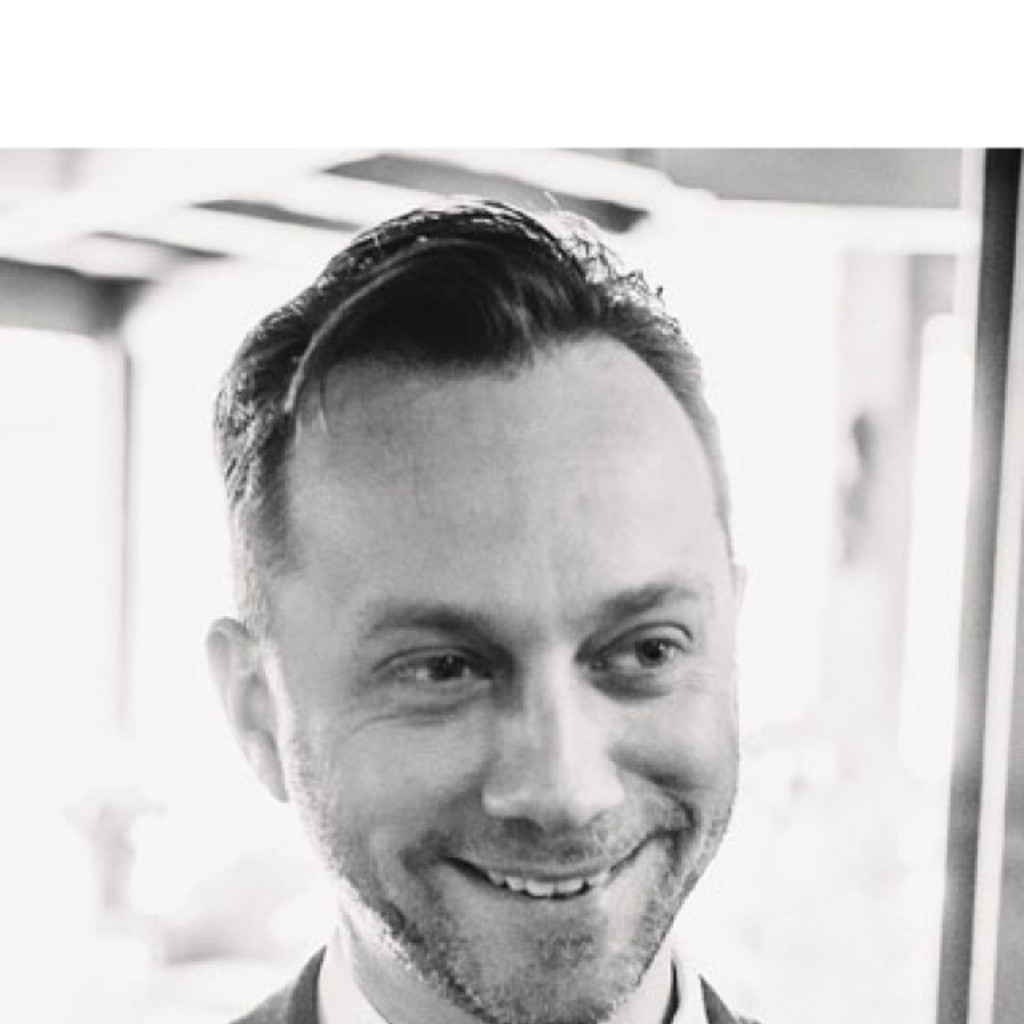 Simon Hurrell - Digital & Social Marketing Director - Marketing Options ...