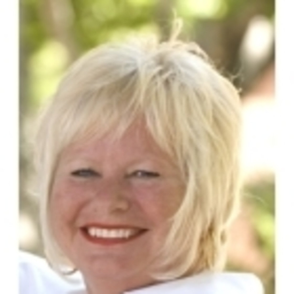 Sheila Young - Leader - Remax | XING