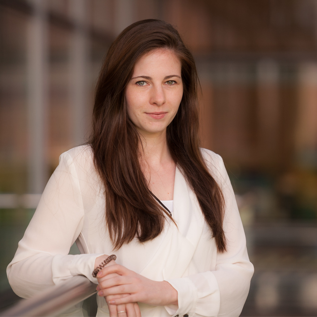 Sarah Ebert - Fachbereichsassistentin - Toll Collect GmbH | XING