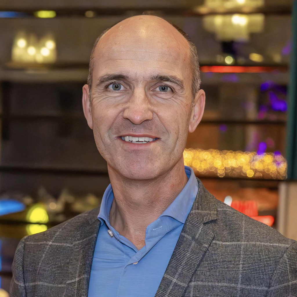 Alexander König - Senior Consultant Exclusive & Classic Cars - GML Ges ...