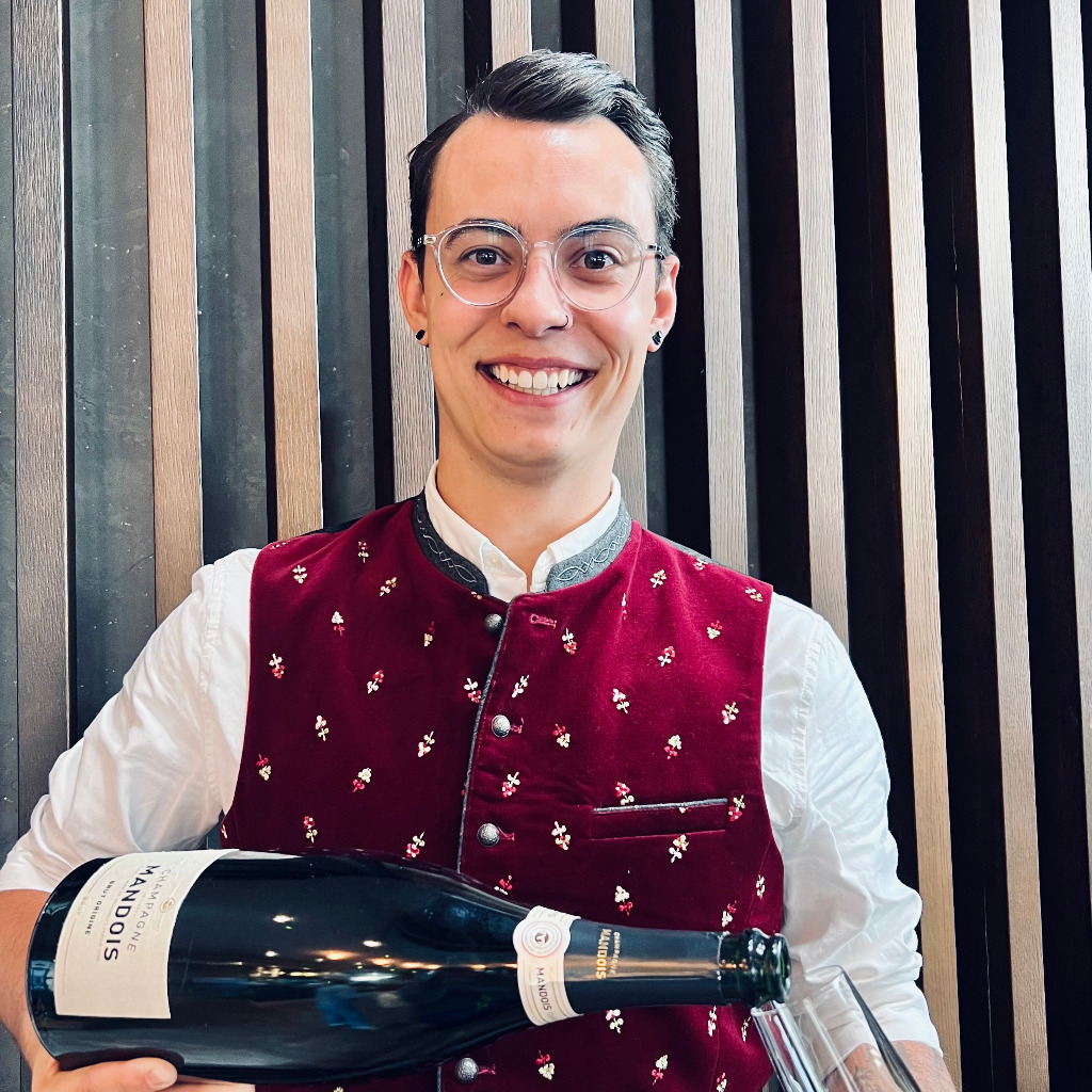 Daniel Schoch - Assistent F&B - Forsthaus Auerhahn | XING